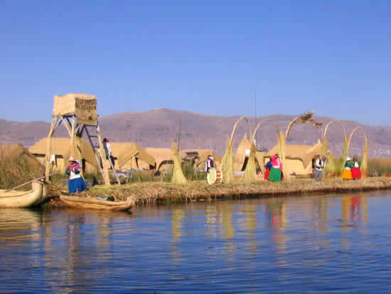 Enjoy lake Titicaca, Uros Islands Usefull Information and tours